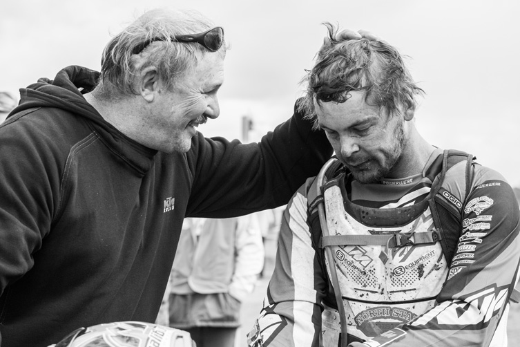 Throwdown No.197 - 10/07/14 - Transmoto