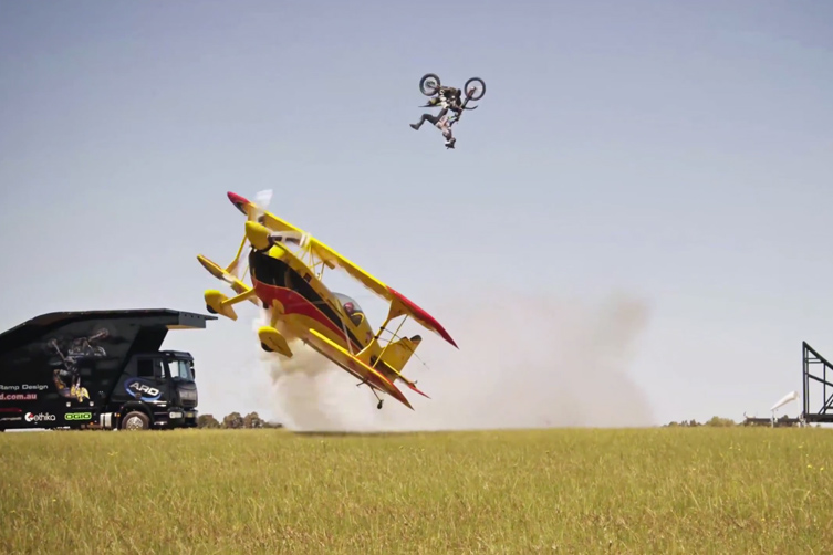 Aussie Adrenaline: FMX vs Stunt Pilot - Transmoto