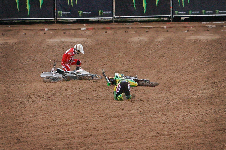 2014 MXoN: Chad Reed Crash - Transmoto