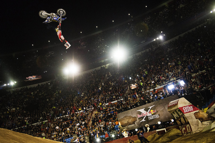 Clinton Moore wins X-Fighters opener - Transmoto