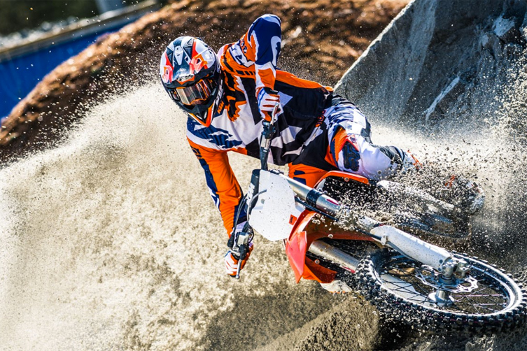 2016 KTMs with air forks? - Transmoto
