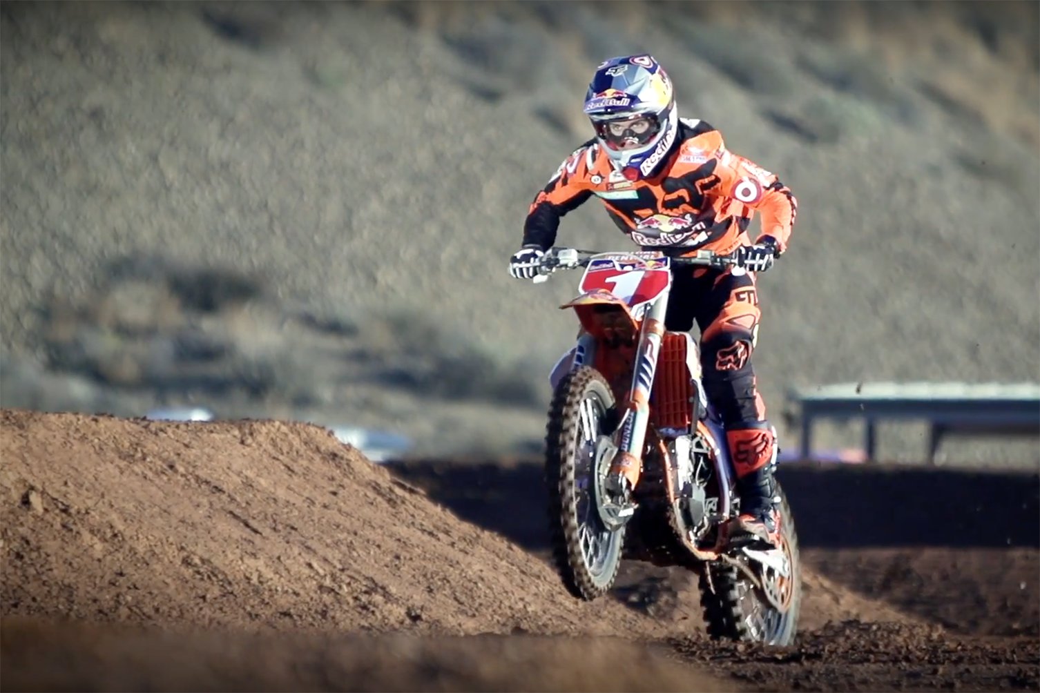 Video: 2016 Red Bull KTM Intro - Transmoto