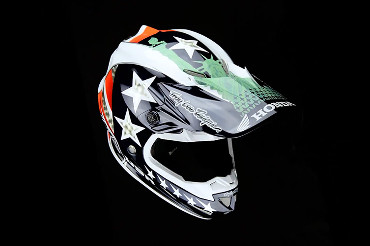 🎥 The Making of Seely's MXoN Helmet - Transmoto