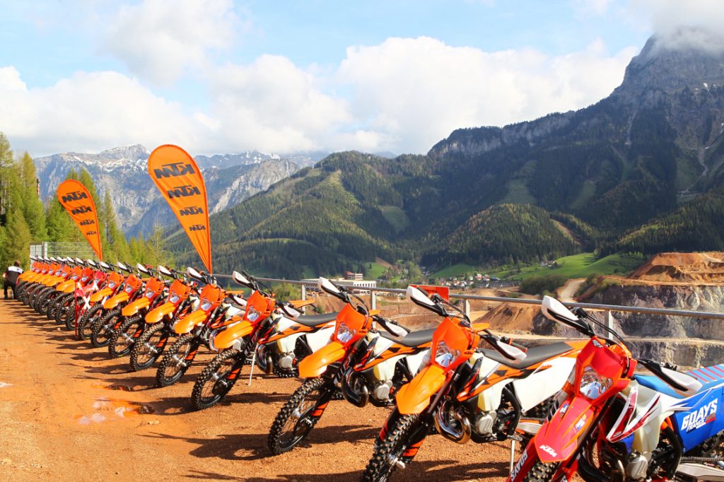 KTM’s 2018 TPI 2TS: Behind Its Design - Transmoto