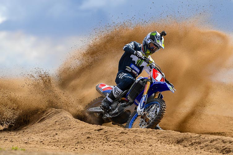 From The Beginning: Dean Ferris' Story - Transmoto