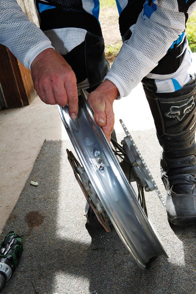 How-To: Fix a Flat Tyre - Transmoto