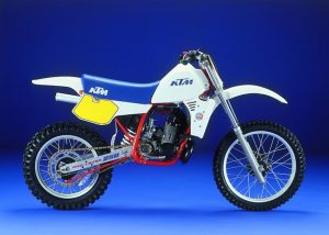 KTM 2-STROKES: EVOLUTION (1953-2024) - Transmoto