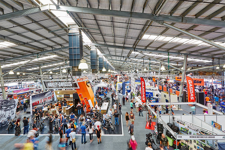 Motorcycle Festival Hits The ‘Gong - Transmoto