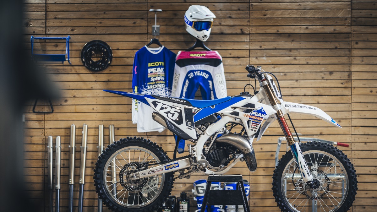 SCOTT x PRO CIRCUIT - 30 YEARS ANNIVERSARY BIKE BUILD - Transmoto