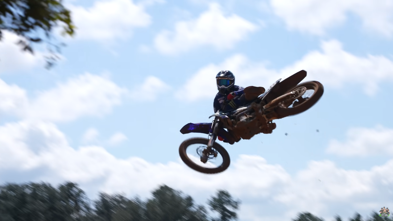 DANGERBOY DEEGAN GOES BLUE - Transmoto