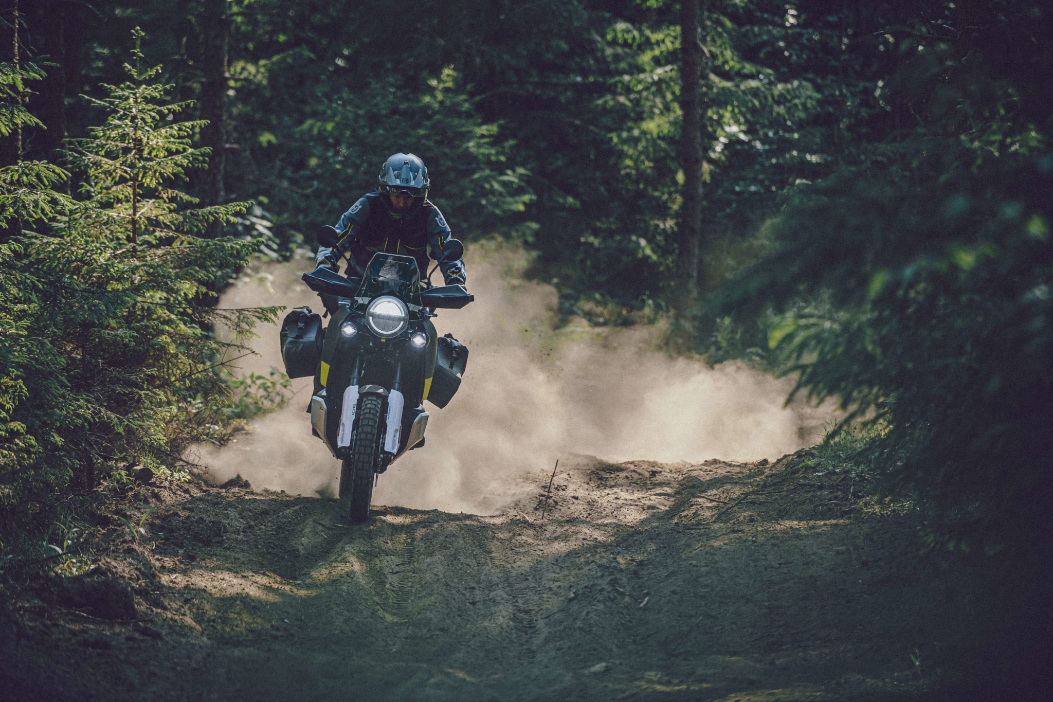 HUSKY NORDEN 901: FINALLY UNVEILED - Transmoto