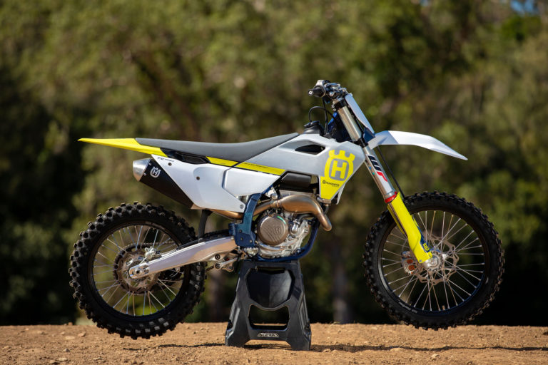2023 HUSKY MX MODELS: TECH EXPLAINER - Transmoto