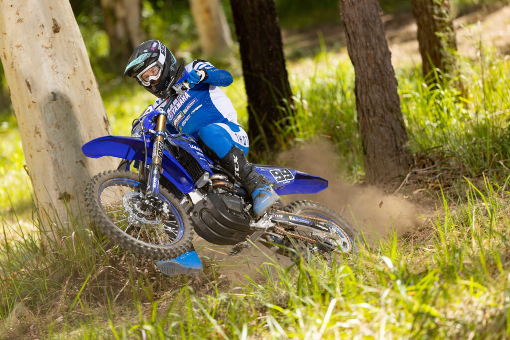 YAMAHA READY FOR OFF-ROAD OPENER - Transmoto