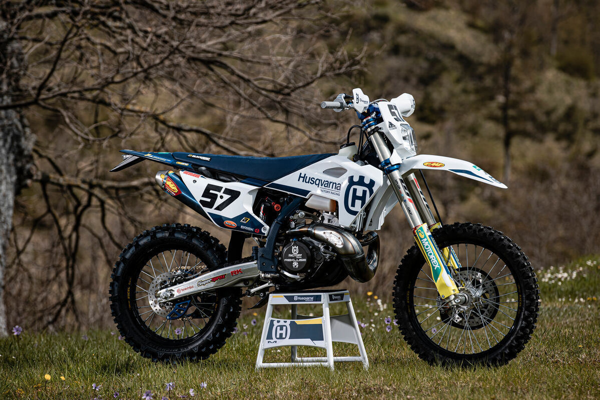 INSIDE BILLY BOLT’S ’24 FACTORY TE300I - Transmoto