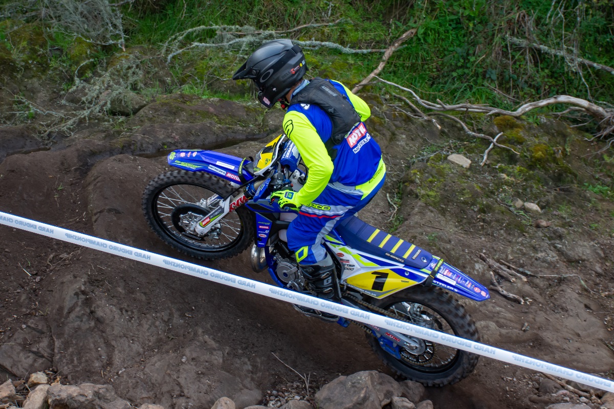 ANTHONY SOLAR - BTS AT THE KOSCIUSZKO KILLER - Transmoto