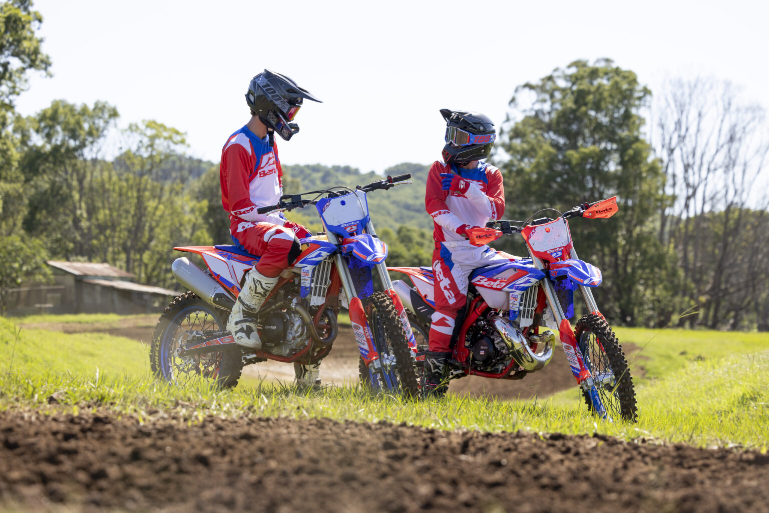 BETA’S RX450: MX THOROUGHBRED! - Transmoto