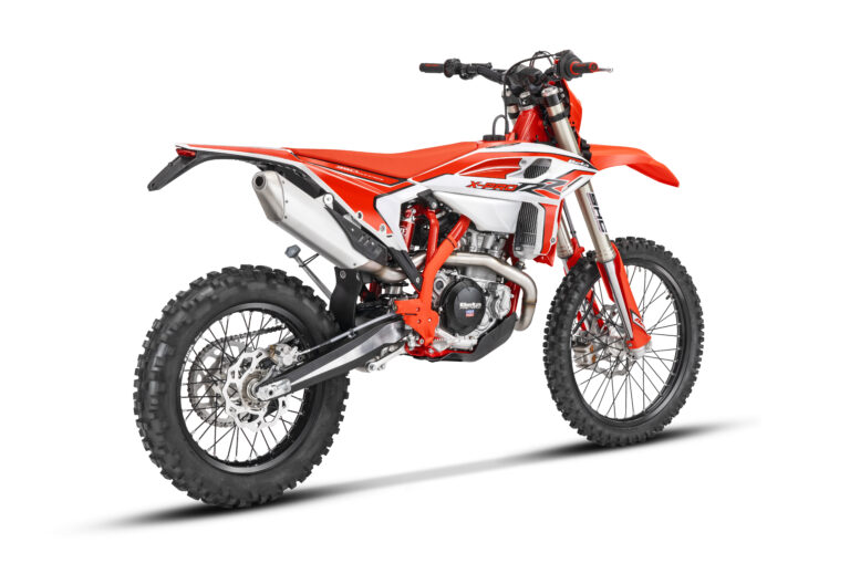FIRST LOOK: 2025 BETA RR X-PRO RANGE - Transmoto