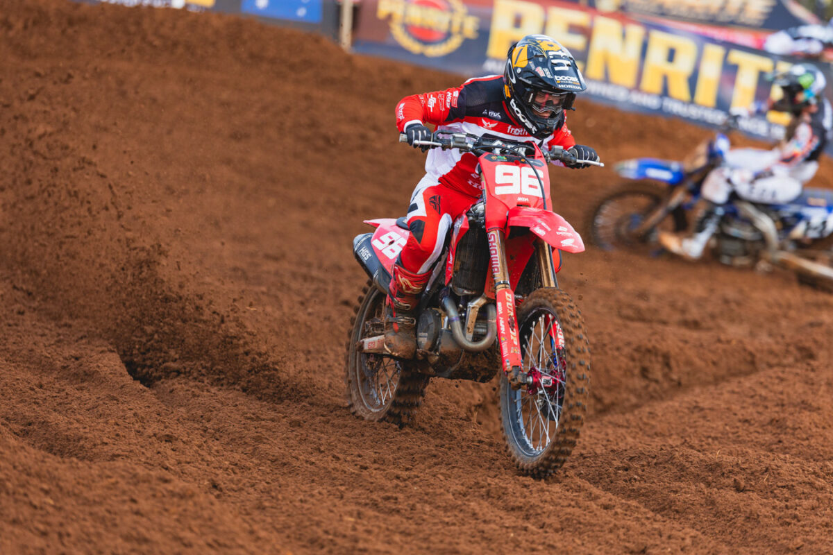 ALL TIED-UP: AUS MX TO THE WIRE - Transmoto