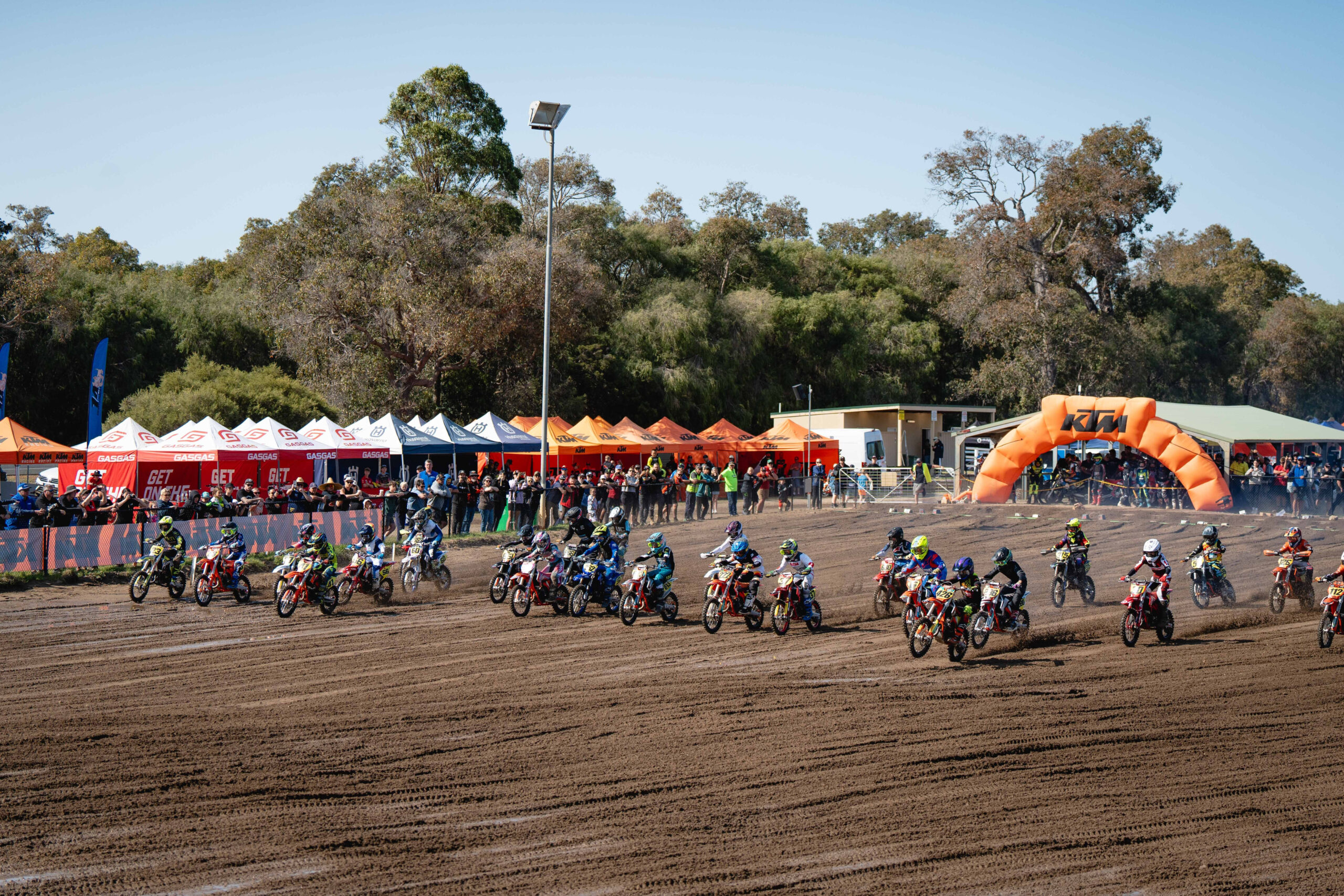 JUNIOR CHAMPS CROWNED IN WA - Transmoto