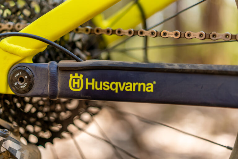 eBike Review: Husqvarna Hard Cross HC5 - Transmoto