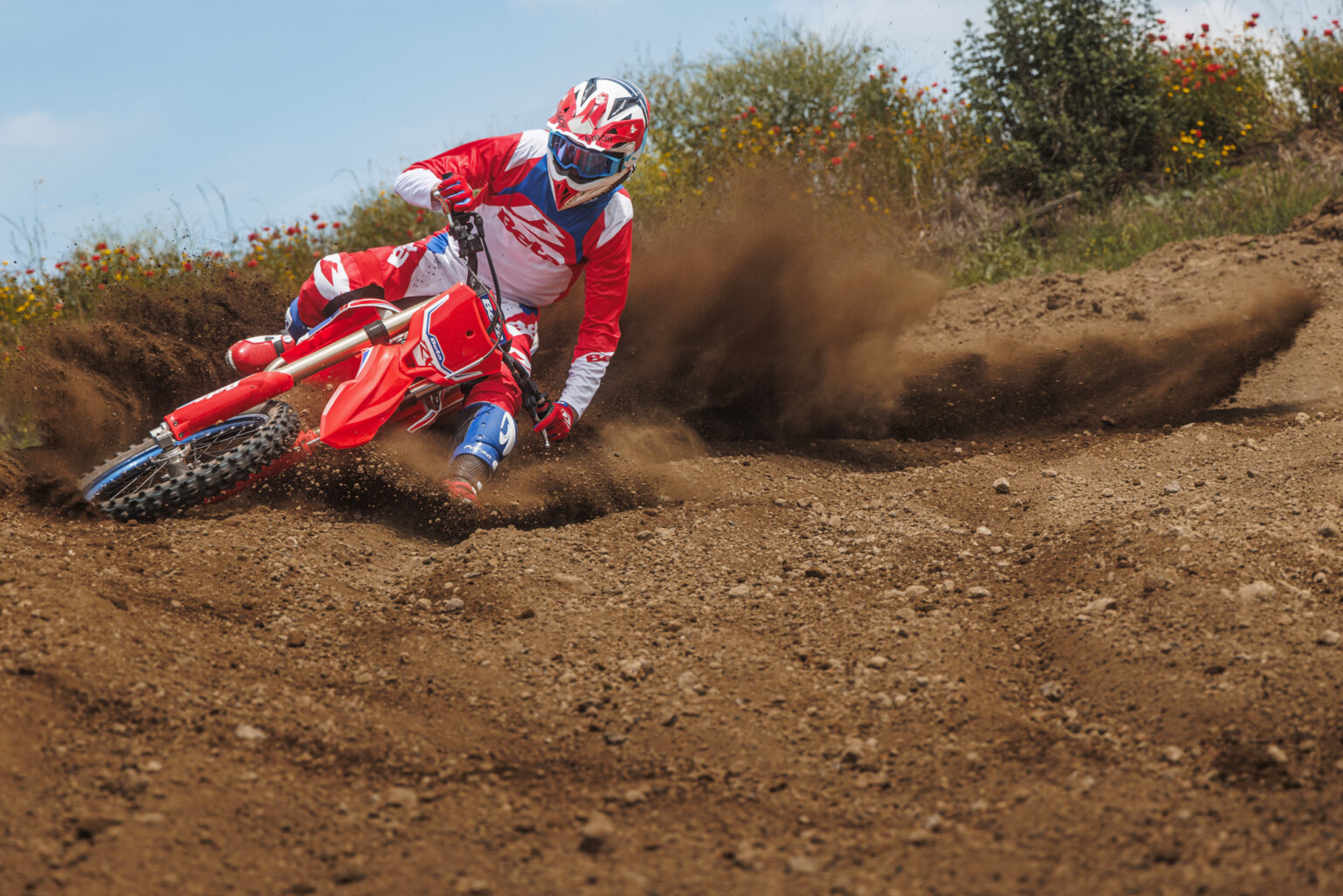 FIRST LOOK: BETA’S 2026 MX RANGE - Transmoto