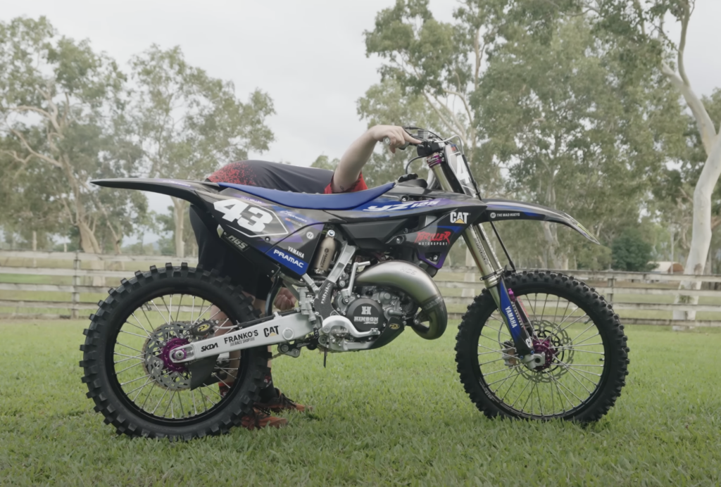 WATCH: JACK MILLER'S YZ125 BIKE BUILD - Transmoto