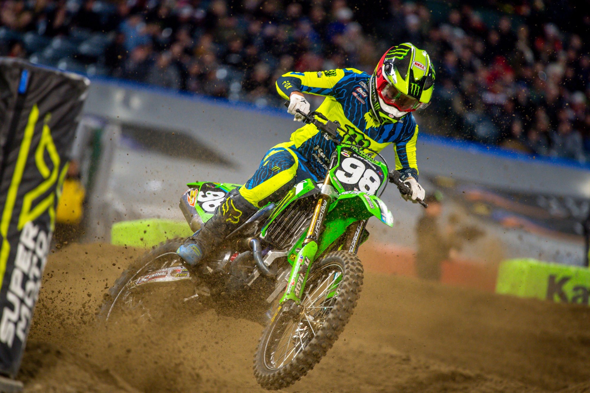 DREW ADAMS: READY TO RUN EAST - Transmoto