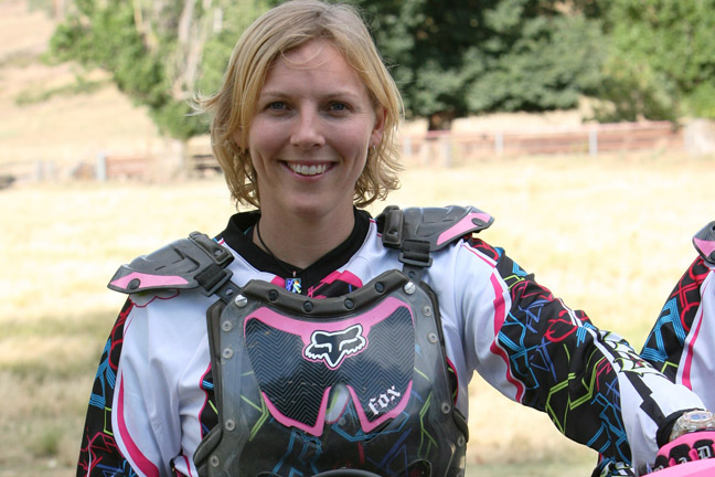 Top Women's enduro rider Alison Parker retired from racing - Transmoto