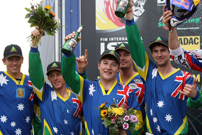 Australia's Senior Trophy team claims second at the 2012 ISDE - Transmoto