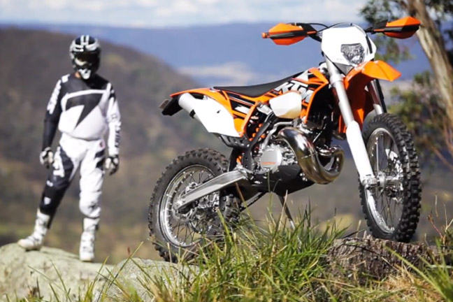 Riding the High - KTM 300 EXC - Transmoto