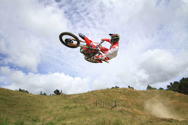 SHIFT MX reunites with Honda Racing - Transmoto