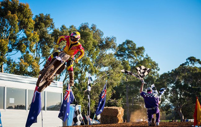 Luke Davis wins 2013 Tumbulgum Natural Terrain MX - Transmoto