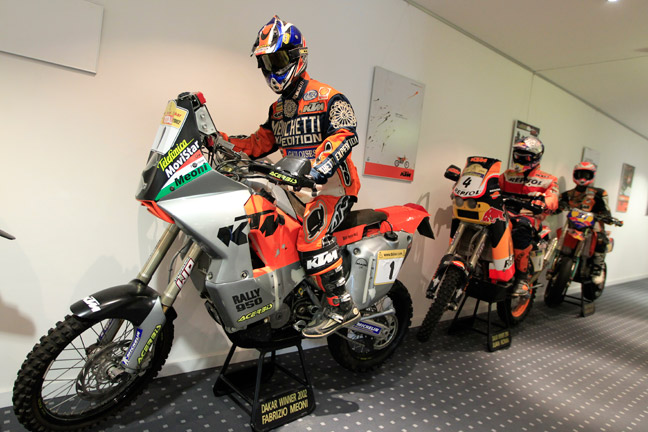 Transmoto Exclusive - Inside the KTM Factory - Transmoto