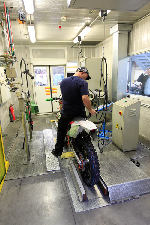 Transmoto Exclusive - Inside the KTM Factory - Transmoto