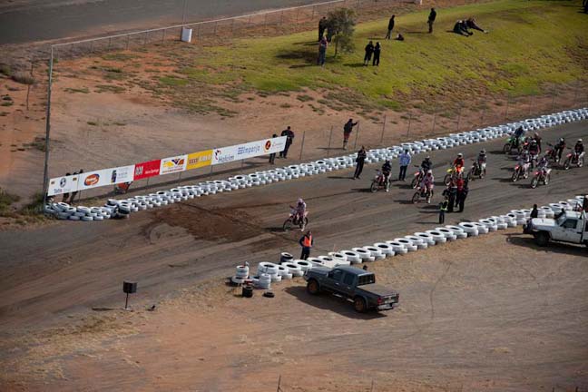 Gallery - 2010 Finke Desert Race - Transmoto