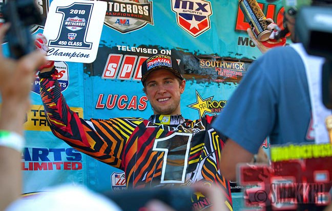 Nine in a row and the Championship Title, Ryan Dungey - Transmoto