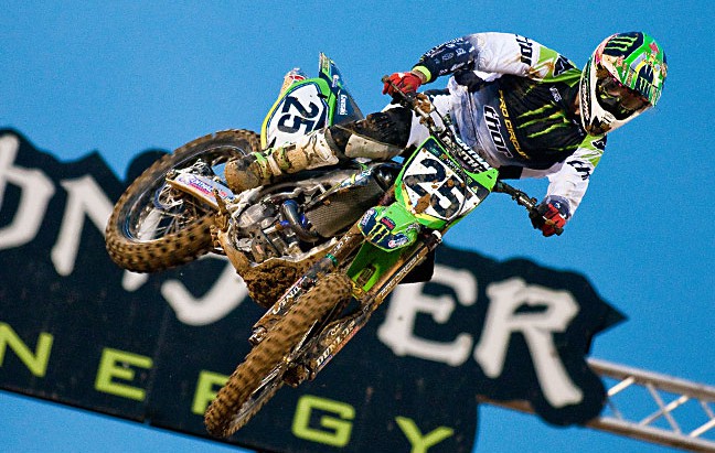 Josh Hansen - The working holiday - Transmoto