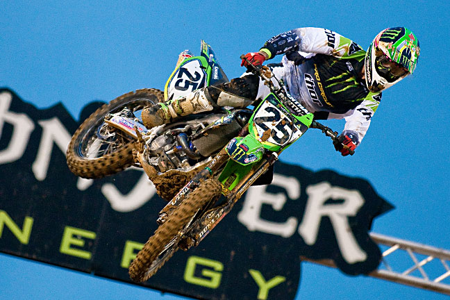 Josh Hansen - The working holiday - Transmoto