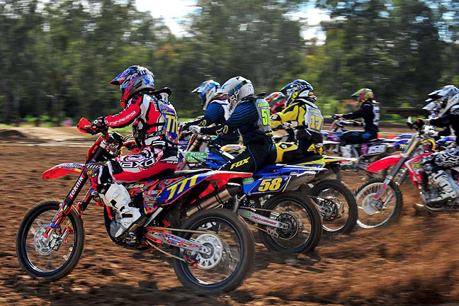 A day at the Women's Motocross Championship - Transmoto