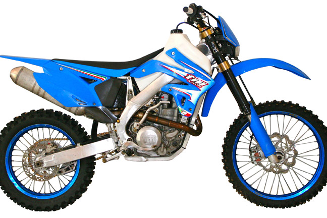 TM gets new aftermarket long-range tank - Transmoto