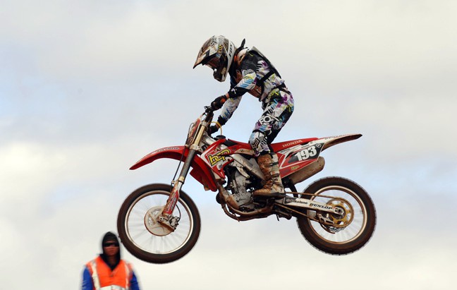 Jess Moore dominated the Queen of the Cross - Transmoto