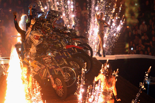 Crusty Demons Cup promises to be spectacular at Australian F1 - Transmoto